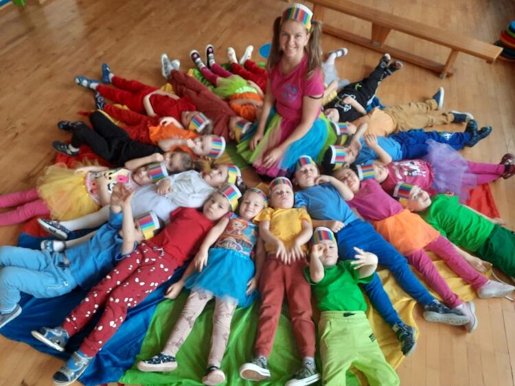 DZIEŃ KREDKI JACEK I AGATKA - Przedszkole Publiczne Nr 2 im. Wandy ...